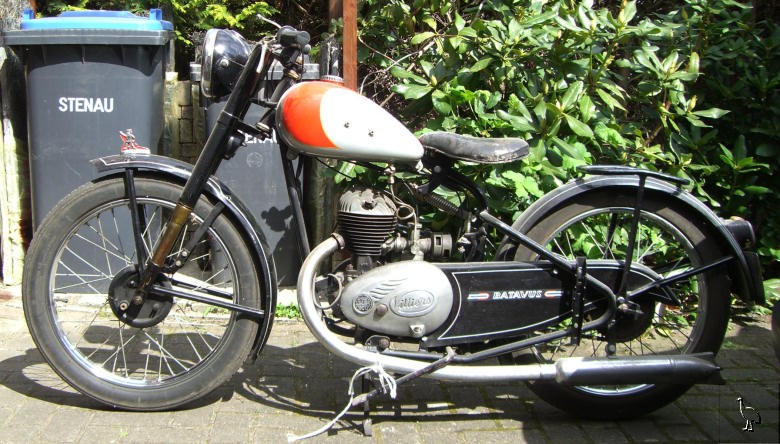 Sweet Old Batavus Villers — Moped Army